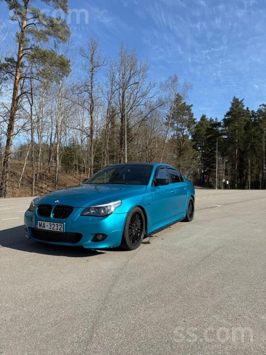 Blue BMW 530 2004 in Madona, with an engine capacity of 3.00 L and mileage of 321 thousand km for 4500 €, photo 8 on AUTOMOTO.COM.LV