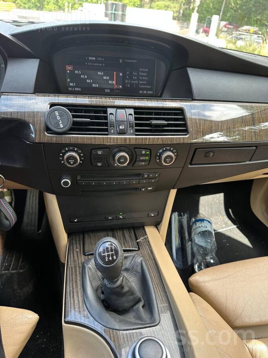 Zils BMW 530 2004 Rīga, ar dzinēja tilpumu 3.00 L un nobraukumu 424 tūkst. km par 8800 €, foto 10 vietnē AUTOMOTO.COM.LV