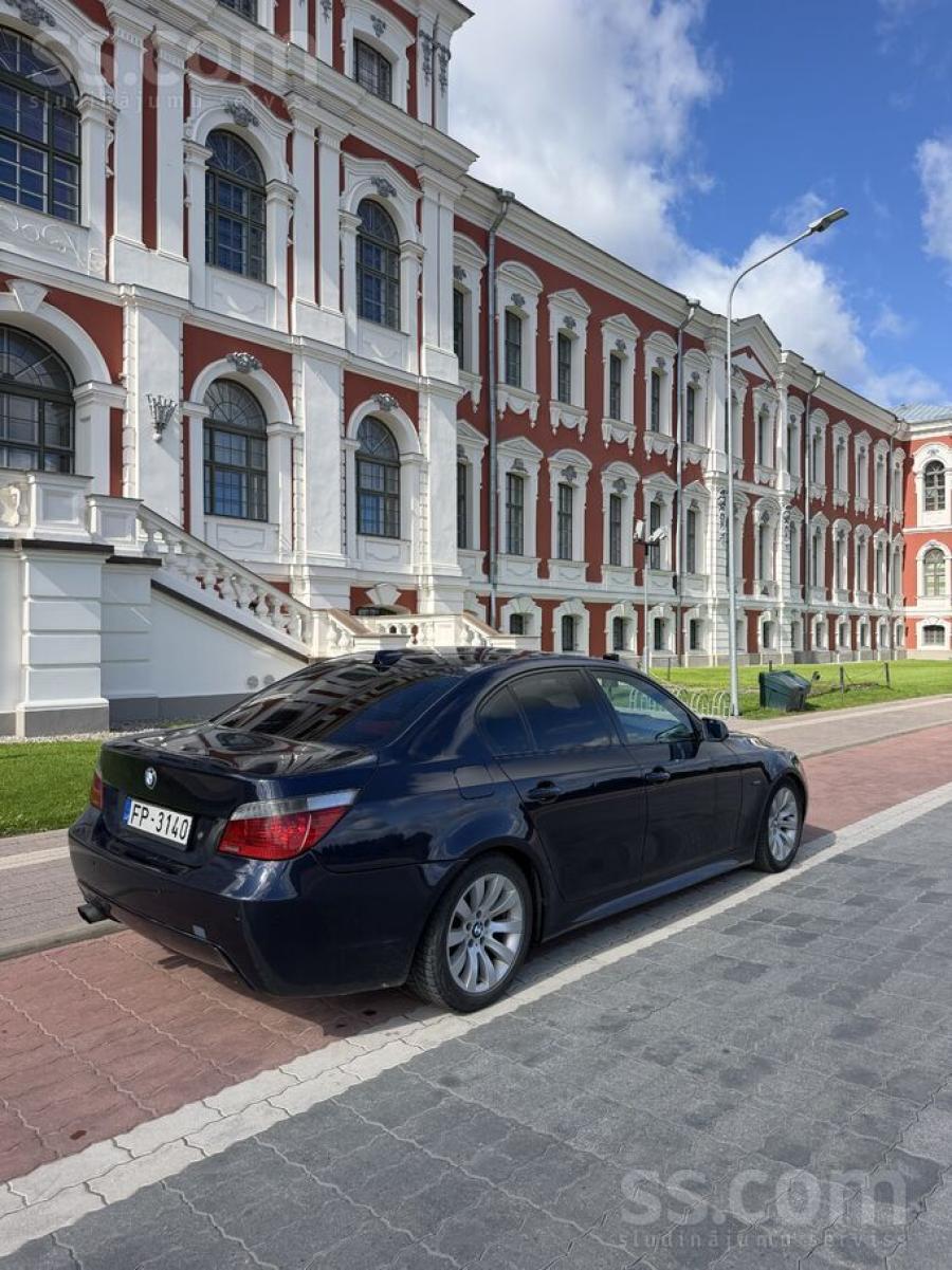 Blue BMW 530 2004 in Ventspils, with an engine capacity of 3.00 L and mileage of 265 thousand km for 4900 €, photo 4 on AUTOMOTO.COM.LV
