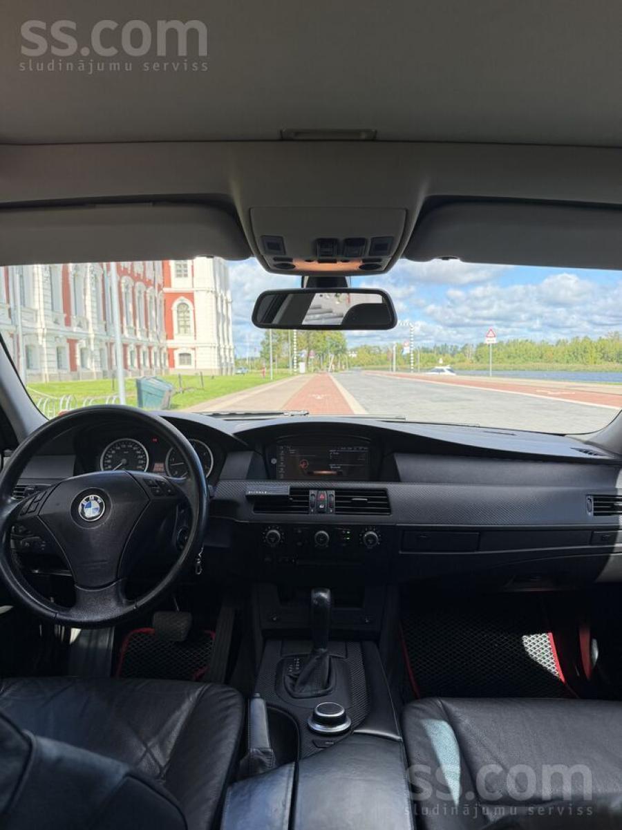 Blue BMW 530 2004 in Ventspils, with an engine capacity of 3.00 L and mileage of 265 thousand km for 4900 €, photo 7 on AUTOMOTO.COM.LV