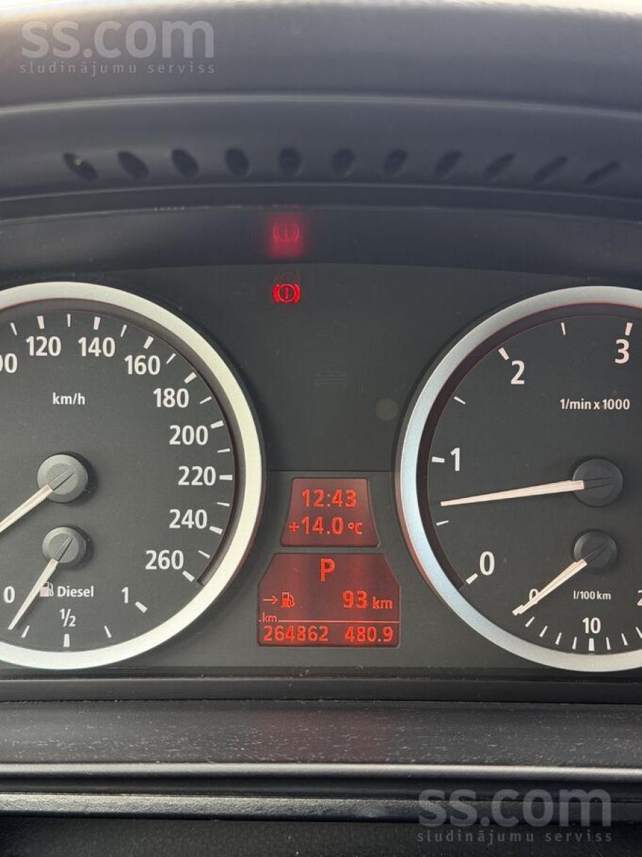 Blue BMW 530 2004 in Ventspils, with an engine capacity of 3.00 L and mileage of 265 thousand km for 4900 €, photo 9 on AUTOMOTO.COM.LV
