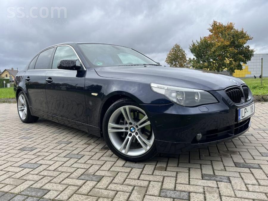 Blue BMW 530 2004 in Riga, with an engine capacity of 3.00 L and mileage of 288 thousand km for 3990 €, photo 5 on AUTOMOTO.COM.LV
