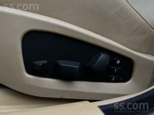 Blue BMW 530 2004 in Riga, with an engine capacity of 3.00 L and mileage of 288 thousand km for 3990 €, photo 7 on AUTOMOTO.COM.LV