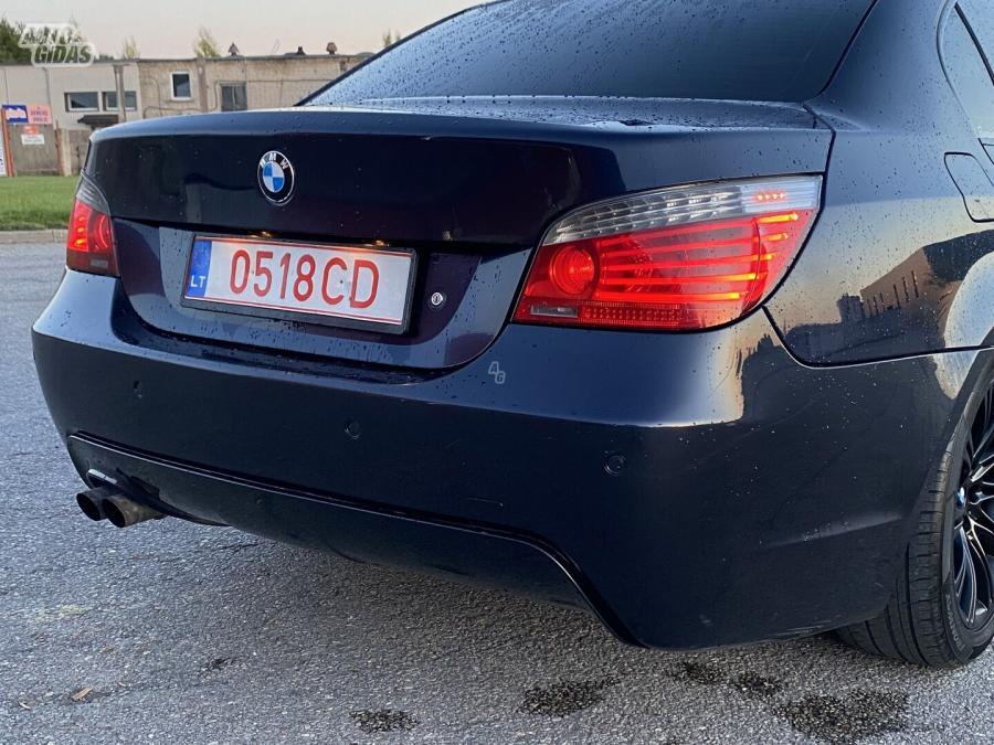 Синий БМВ 530 2004 в Мажейкяй, объемом двигателя 3.00 л и пробегом 298 тыс. км за 4400 €, фото 13 на AUTOMOTO.COM.LV