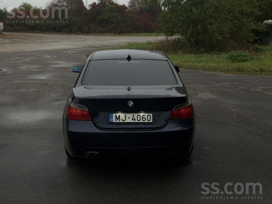 Синий БМВ 530 2004 в Рига, объемом двигателя 3.00 л и пробегом 413 тыс. км за 3500 €, фото 5 на AUTOMOTO.COM.LV