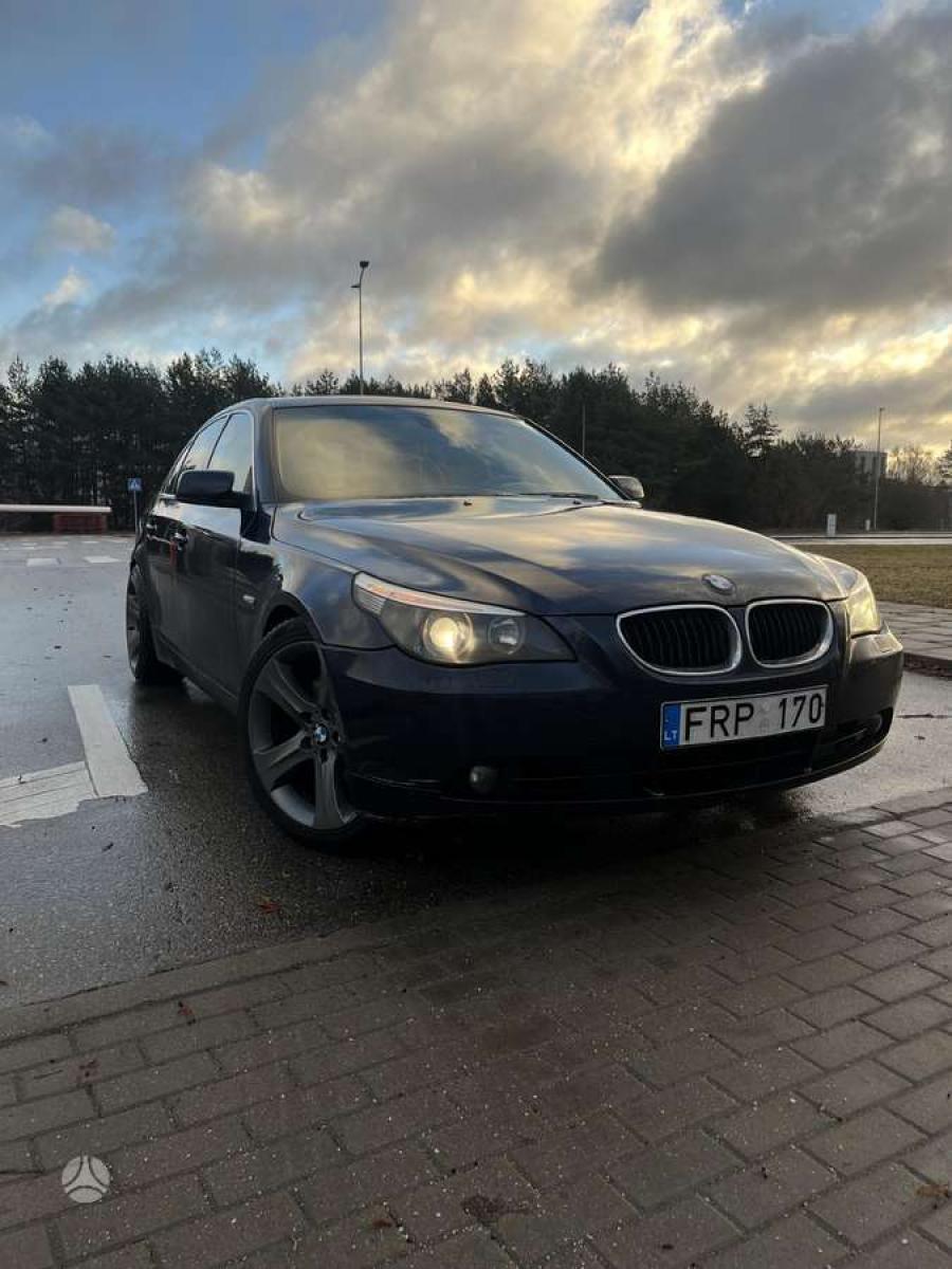 Zils BMW 530 2005 Viļņa, ar dzinēja tilpumu 3.00 L un nobraukumu 333 tūkst. km par 2600 €, foto 2 vietnē AUTOMOTO.COM.LV
