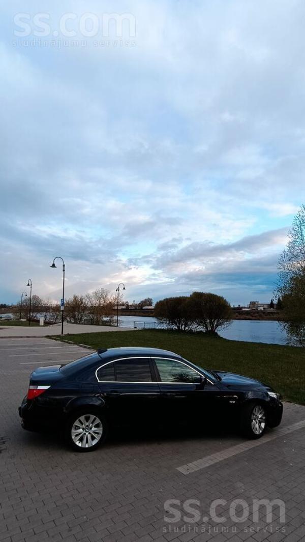 Blue BMW 530 2005 in Daugavpils, with an engine capacity of 3.00 L and mileage of 196 thousand km for 4950 €, photo 5 on AUTOMOTO.COM.LV
