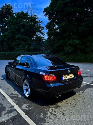 Blue BMW 530 2005 in Riga, with an engine capacity of 3.00 L and mileage of 337 thousand km for 6700 €, photo  on AUTOMOTO.COM.LV