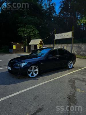 Blue BMW 530 2005 in Riga, with an engine capacity of 3.00 L and mileage of 337 thousand km for 6700 €, photo 5 on AUTOMOTO.COM.LV