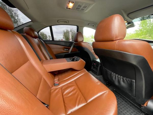 Zils BMW 530 2005 Rīga, ar dzinēja tilpumu 3.00 L un nobraukumu 0 tūkst. km par 5700 €, foto 9 vietnē AUTOMOTO.COM.LV