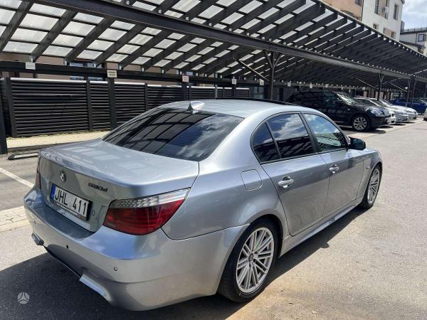 Blue BMW 530 2005 in Vilnius, with an engine capacity of 2.99 L and mileage of 399 thousand km for 3650 €, photo 4 on AUTOMOTO.COM.LV