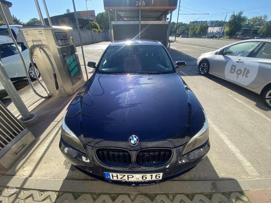 Синий БМВ 530 2005 в Каунас, объемом двигателя 2.99 л и пробегом 372 тыс. км за 1800 €, фото 1 на AUTOMOTO.COM.LV