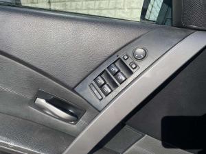 Синий БМВ 530 2005 в Каунас, объемом двигателя 2.99 л и пробегом 372 тыс. км за 1800 €, фото 14 на AUTOMOTO.COM.LV