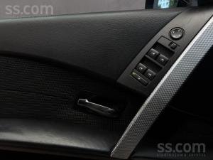Zils BMW 530 2005 Rīga, ar dzinēja tilpumu 3.00 L un nobraukumu 313 tūkst. km par 4990 €, foto 24 vietnē AUTOMOTO.COM.LV