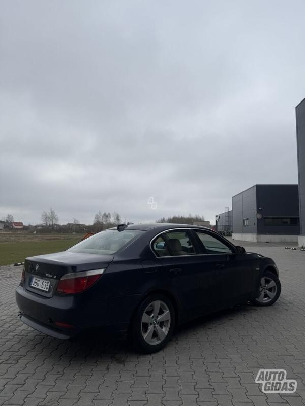 Blue BMW 530 2006 in Siauliai, with an engine capacity of 3.00 L and mileage of 390 thousand km for 3050 €, photo 2 on AUTOMOTO.COM.LV