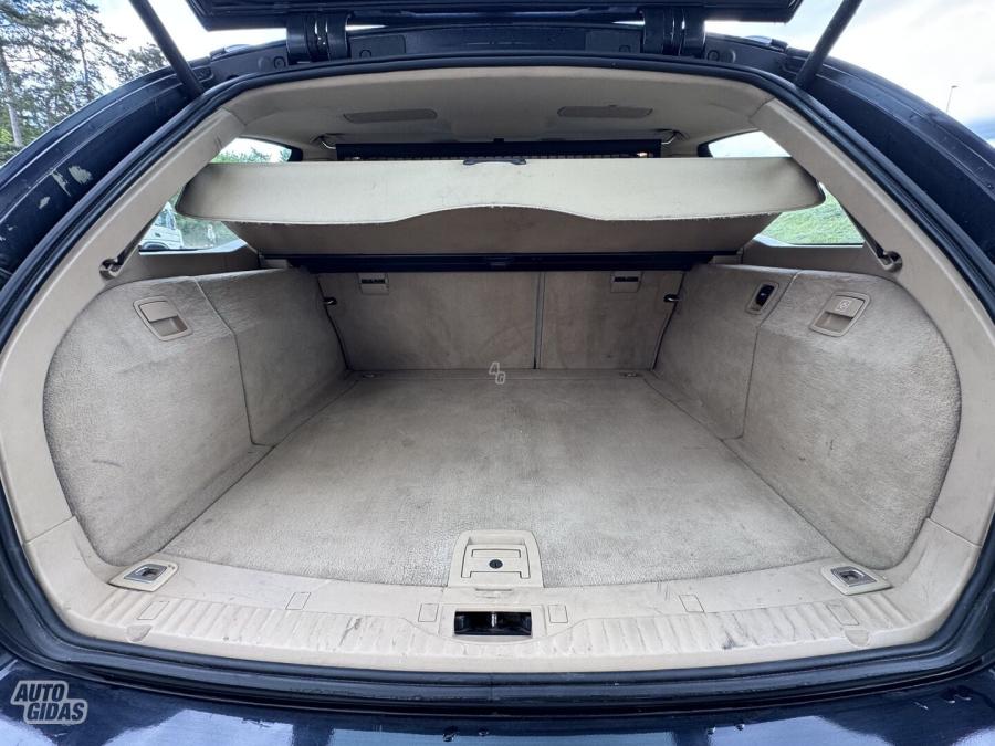 Zils BMW 530 2006 Viļņa, ar dzinēja tilpumu 3.00 L un nobraukumu 348 tūkst. km par 3250 €, foto 19 vietnē AUTOMOTO.COM.LV