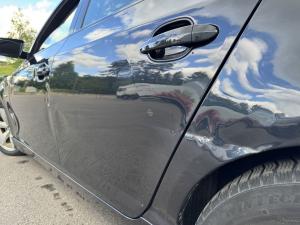 Zils BMW 530 2006 Viļņa, ar dzinēja tilpumu 3.00 L un nobraukumu 348 tūkst. km par 3250 €, foto 22 vietnē AUTOMOTO.COM.LV
