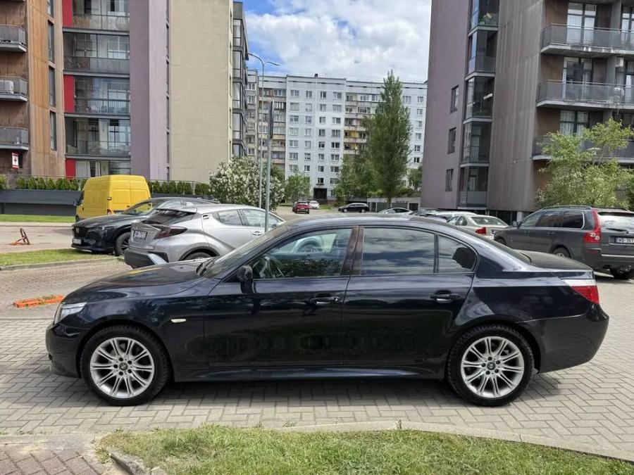 Синий БМВ 530 2006 в Рига, объемом двигателя 3.00 л и пробегом 320 тыс. км за 4990 €, фото 4 на AUTOMOTO.COM.LV