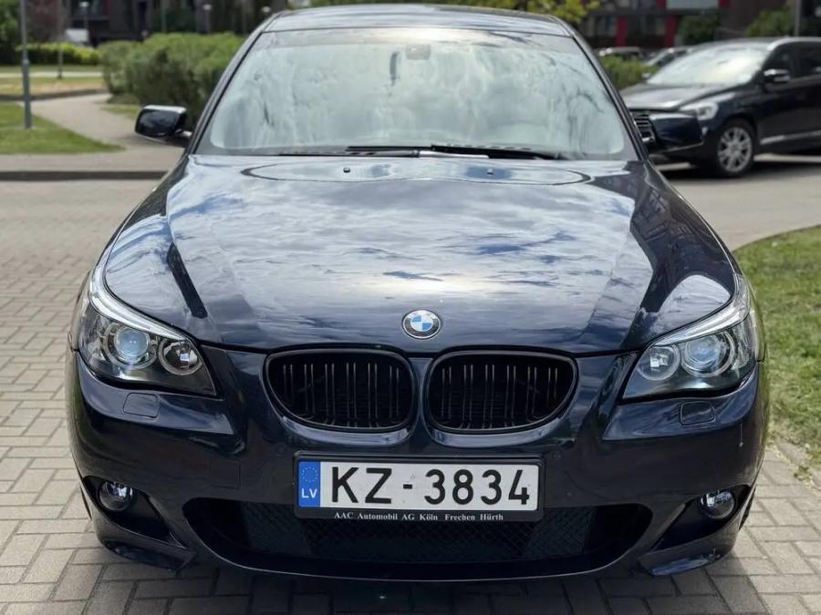 Синий БМВ 530 2006 в Рига, объемом двигателя 3.00 л и пробегом 320 тыс. км за 4990 €, фото 6 на AUTOMOTO.COM.LV