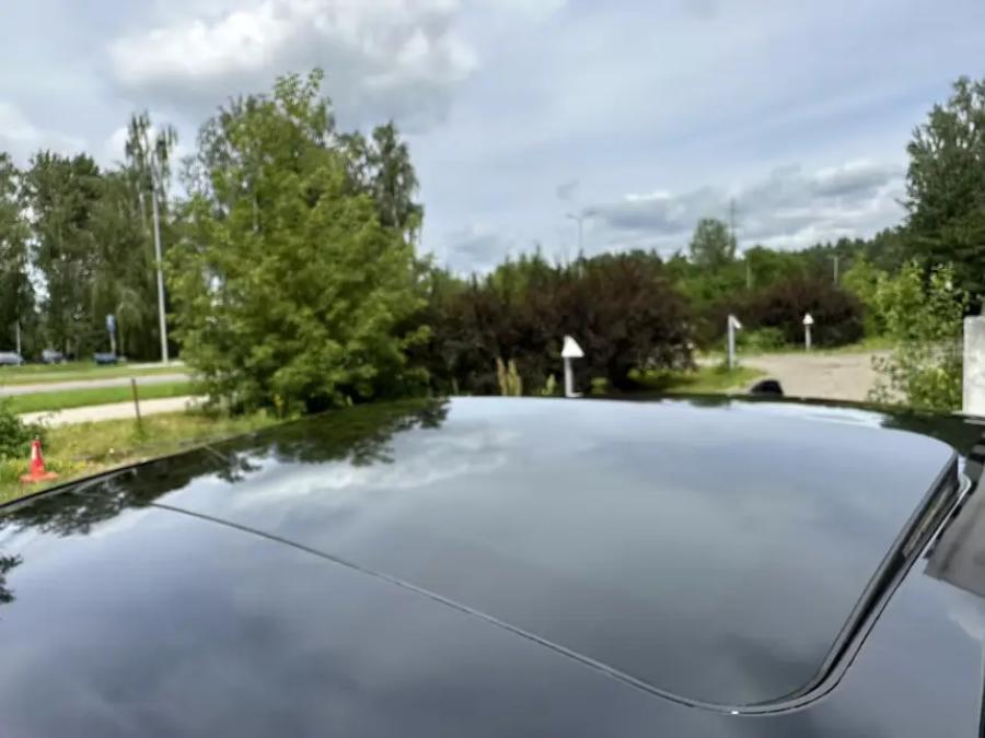Blue BMW 530 2006 in Riga, with an engine capacity of 3.00 L and mileage of 372 thousand km for 4990 €, photo 10 on AUTOMOTO.COM.LV