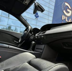 Blue BMW 530 2006 in Riga, with an engine capacity of 3.00 L and mileage of 372 thousand km for 4990 €, photo 19 on AUTOMOTO.COM.LV