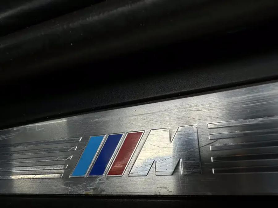 Blue BMW 530 2006 in Riga, with an engine capacity of 3.00 L and mileage of 372 thousand km for 4990 €, photo 21 on AUTOMOTO.COM.LV