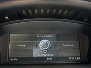 Blue BMW 530 2006 in Riga, with an engine capacity of 3.00 L and mileage of 372 thousand km for 4990 €, photo 25 on AUTOMOTO.COM.LV