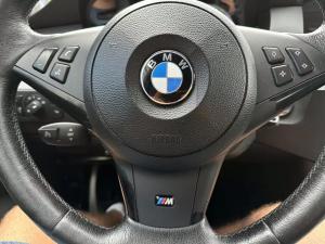 Blue BMW 530 2006 in Riga, with an engine capacity of 3.00 L and mileage of 372 thousand km for 4990 €, photo 29 on AUTOMOTO.COM.LV