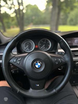 Blue BMW 530 2006 in Vilnius, with an engine capacity of 2.99 L and mileage of 313 thousand km for 5999 €, photo 20 on AUTOMOTO.COM.LV