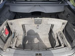 Blue BMW 530 2006 in Raseiniai, with an engine capacity of 3.00 L and mileage of 360 thousand km for 4299 €, photo 11 on AUTOMOTO.COM.LV