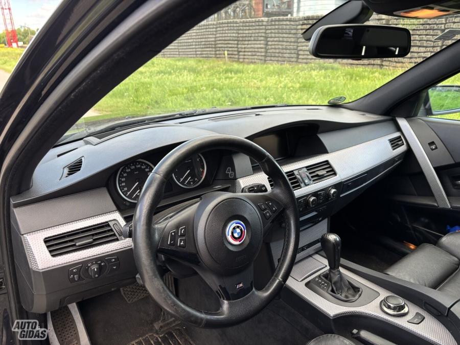 Blue BMW 530 2006 in Raseiniai, with an engine capacity of 3.00 L and mileage of 360 thousand km for 4299 €, photo 16 on AUTOMOTO.COM.LV
