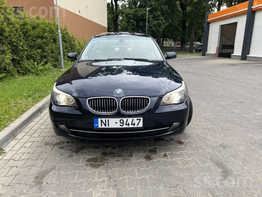 Blue BMW 530 2007 in Riga, with an engine capacity of 3.00 L and mileage of 240 thousand km for 6400 €, photo 1 on AUTOMOTO.COM.LV