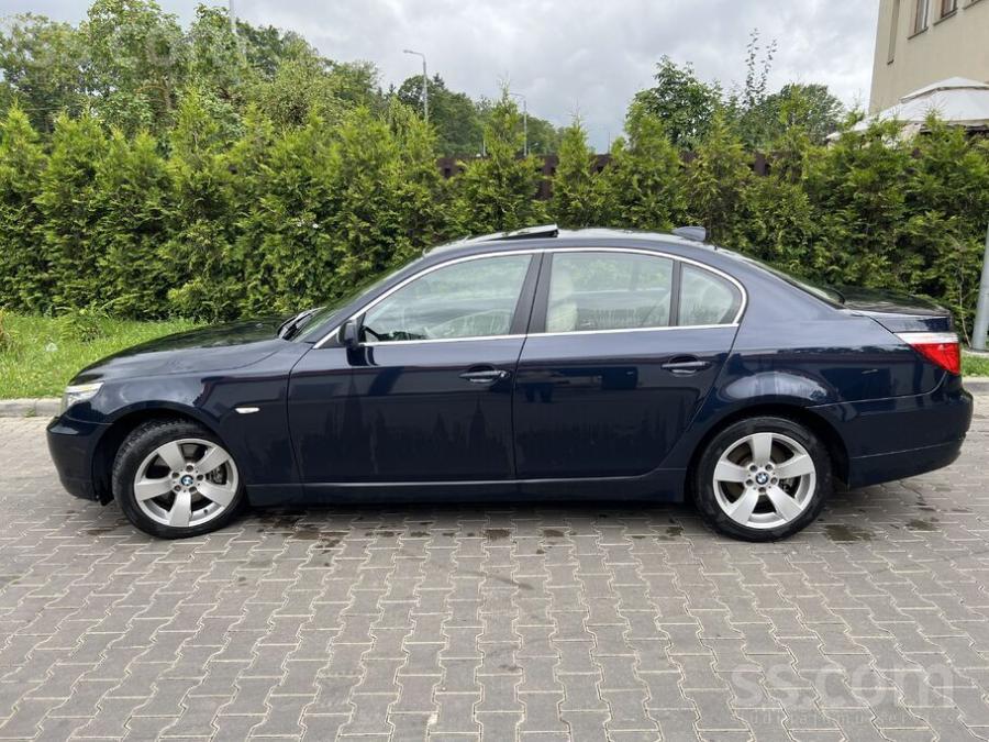 Blue BMW 530 2007 in Riga, with an engine capacity of 3.00 L and mileage of 240 thousand km for 6400 €, photo 3 on AUTOMOTO.COM.LV