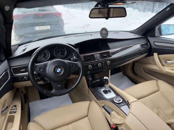 Blue BMW 530 2007 in Vilnius, with an engine capacity of 3.00 L and mileage of 450 thousand km for 5650 €, photo 10 on AUTOMOTO.COM.LV