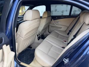 Zils BMW 530 2007 Viļņa, ar dzinēja tilpumu 3.00 L un nobraukumu 330 tūkst. km par 4850 €, foto 16 vietnē AUTOMOTO.COM.LV