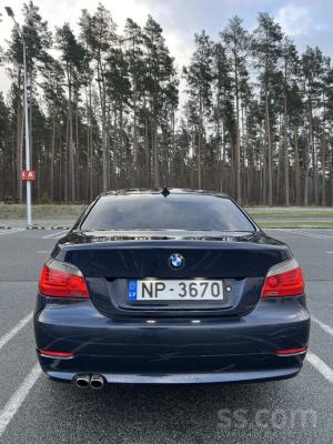 Zils BMW 530 2007 Rīga, ar dzinēja tilpumu 3.00 L un nobraukumu 302 tūkst. km par 6500 €, foto 6 vietnē AUTOMOTO.COM.LV