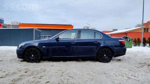 Blue BMW 530 2007 in Riga, with an engine capacity of 3.00 L and mileage of 343 thousand km for 5800 €, photo 8 on AUTOMOTO.COM.LV