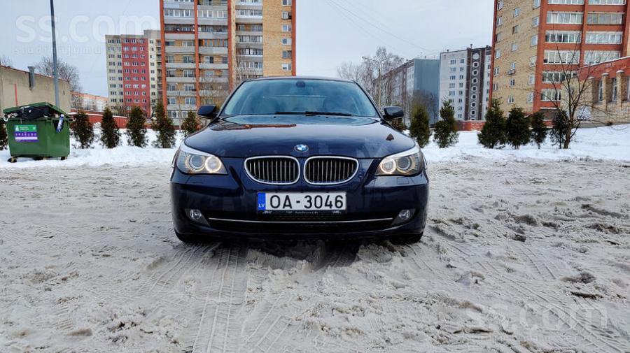 Blue BMW 530 2007 in Riga, with an engine capacity of 3.00 L and mileage of 343 thousand km for 5800 €, photo 10 on AUTOMOTO.COM.LV