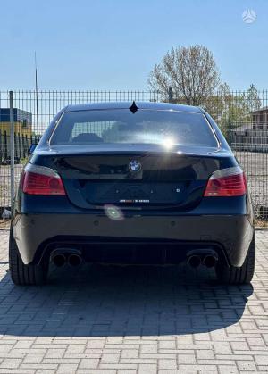 Blue BMW 530 2007 in Kretinga, with an engine capacity of 2.99 L and mileage of 338 thousand km for 7499 €, photo 9 on AUTOMOTO.COM.LV