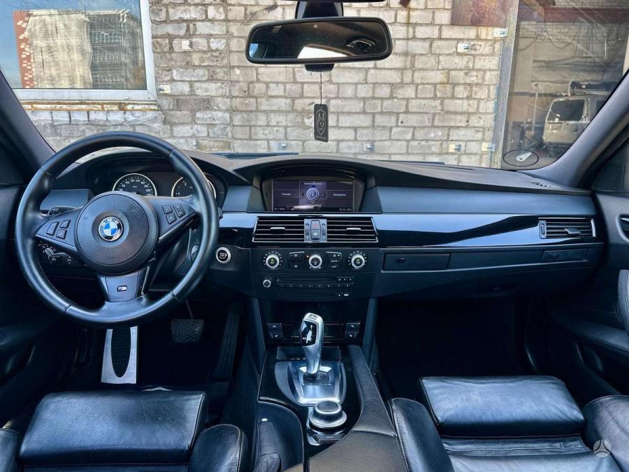 Blue BMW 530 2007 in Kretinga, with an engine capacity of 2.99 L and mileage of 338 thousand km for 7499 €, photo 20 on AUTOMOTO.COM.LV