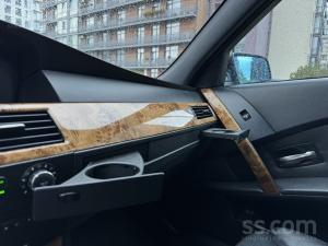 Zils BMW 530 2007 Rīga, ar dzinēja tilpumu 3.00 L un nobraukumu 354 tūkst. km par 5290 €, foto 23 vietnē AUTOMOTO.COM.LV