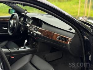 Синий БМВ 530 2007 в Рига, объемом двигателя 3.00 л и пробегом 346 тыс. км за 5690 €, фото 8 на AUTOMOTO.COM.LV