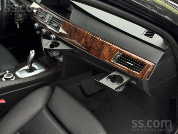 Zils BMW 530 2007 Rīga, ar dzinēja tilpumu 3.00 L un nobraukumu 346 tūkst. km par 5690 €, foto 9 vietnē AUTOMOTO.COM.LV