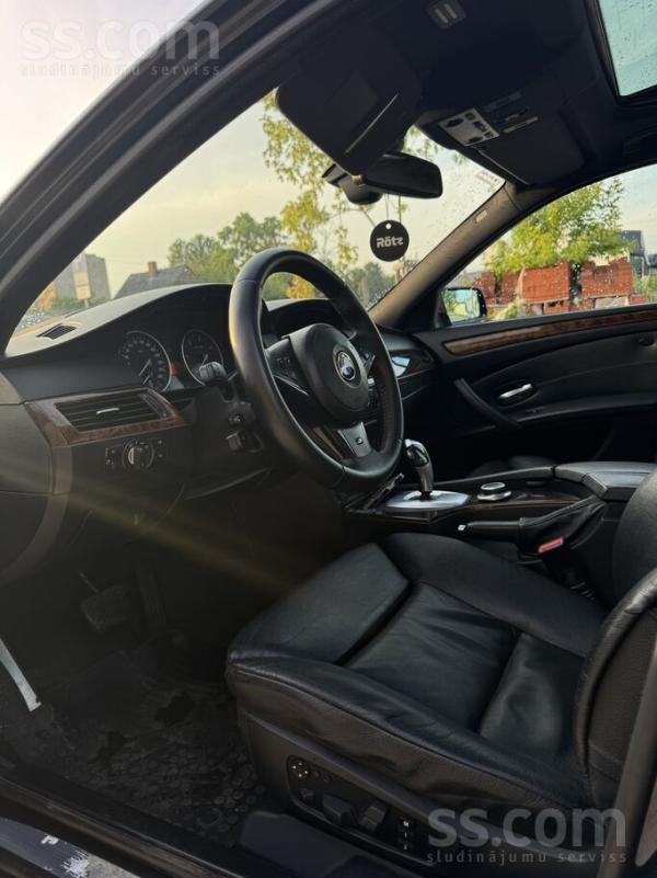 Blue BMW 530 2007 in Rezekne, with an engine capacity of 3.00 L and mileage of 346 thousand km for 6500 €, photo 5 on AUTOMOTO.COM.LV