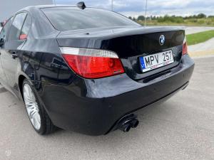 Zils BMW 530 2007 Viļņa, ar dzinēja tilpumu 2.99 L un nobraukumu 275 tūkst. km par 5400 €, foto 5 vietnē AUTOMOTO.COM.LV
