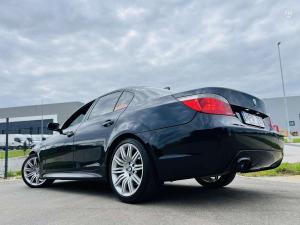 Zils BMW 530 2007 Viļņa, ar dzinēja tilpumu 2.99 L un nobraukumu 275 tūkst. km par 5400 €, foto 19 vietnē AUTOMOTO.COM.LV