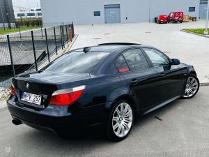 Zils BMW 530 2007 Viļņa, ar dzinēja tilpumu 2.99 L un nobraukumu 275 tūkst. km par 5400 €, foto 21 vietnē AUTOMOTO.COM.LV