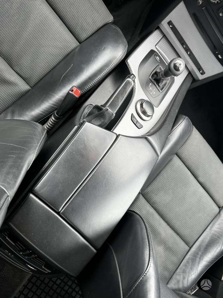 Zils BMW 530 2007 Viļņa, ar dzinēja tilpumu 2.99 L un nobraukumu 275 tūkst. km par 5400 €, foto 32 vietnē AUTOMOTO.COM.LV