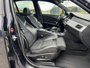 Zils BMW 530 2007 Viļņa, ar dzinēja tilpumu 2.99 L un nobraukumu 275 tūkst. km par 5400 €, foto 41 vietnē AUTOMOTO.COM.LV