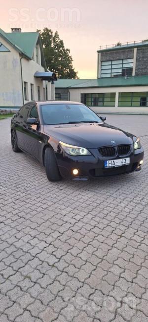 Zils BMW 530 2007 Rīga, ar dzinēja tilpumu 3.00 L un nobraukumu 357 tūkst. km par 6000 €, foto 3 vietnē AUTOMOTO.COM.LV